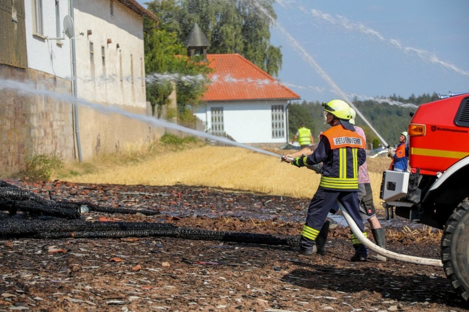 In Geroda: Erst brennt die Scheune, dann fünf Gebäude