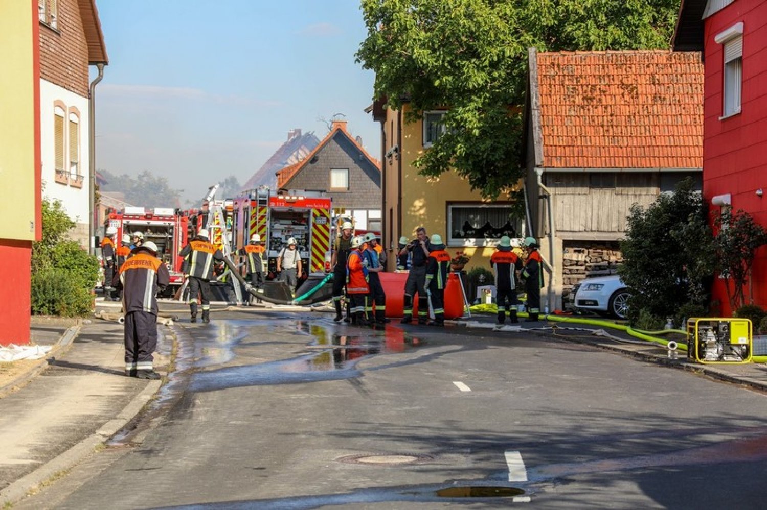 In Geroda: Erst brennt die Scheune, dann fünf Gebäude