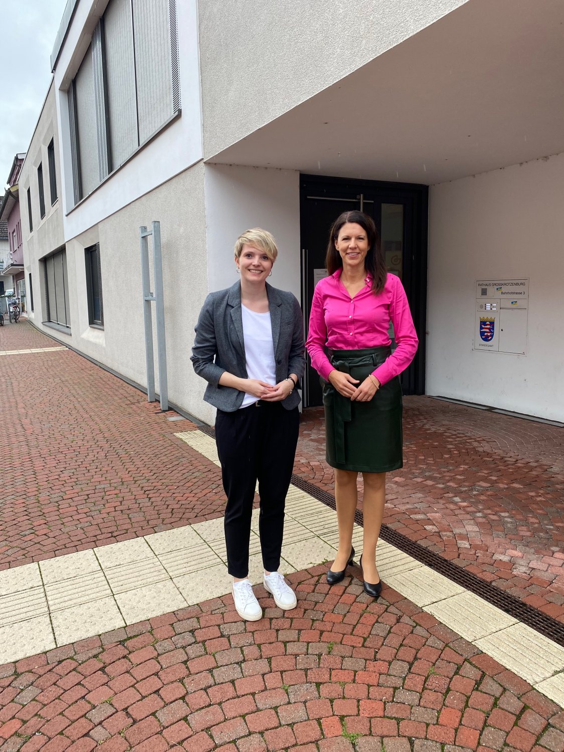 Katja Leikert besucht Bürgermeisterin Theresa Neumann