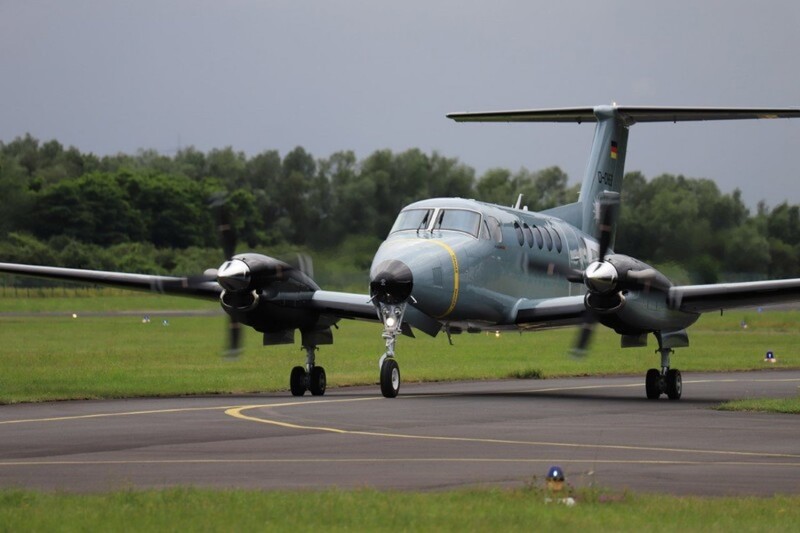 Beuth übergibt neues Polizeiflugzeug "Ibis 8" an Polizeifliegerstaffel