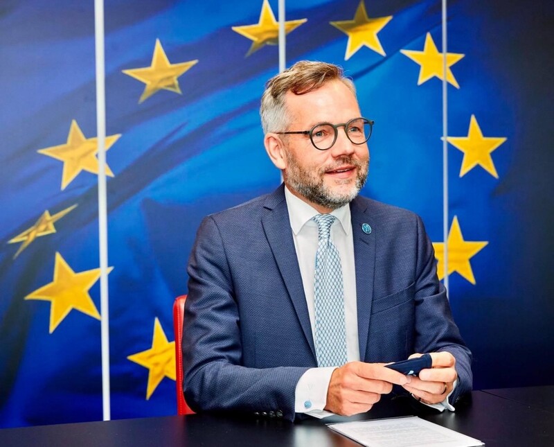 Europa-Staatsminister Michael Roth (SPD) über Corona-Pandemie und Brexit